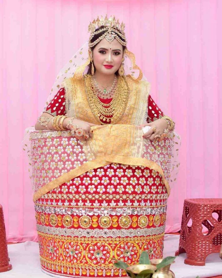 The traditional wear of Manipur - Latest Fashion News, New Trends
